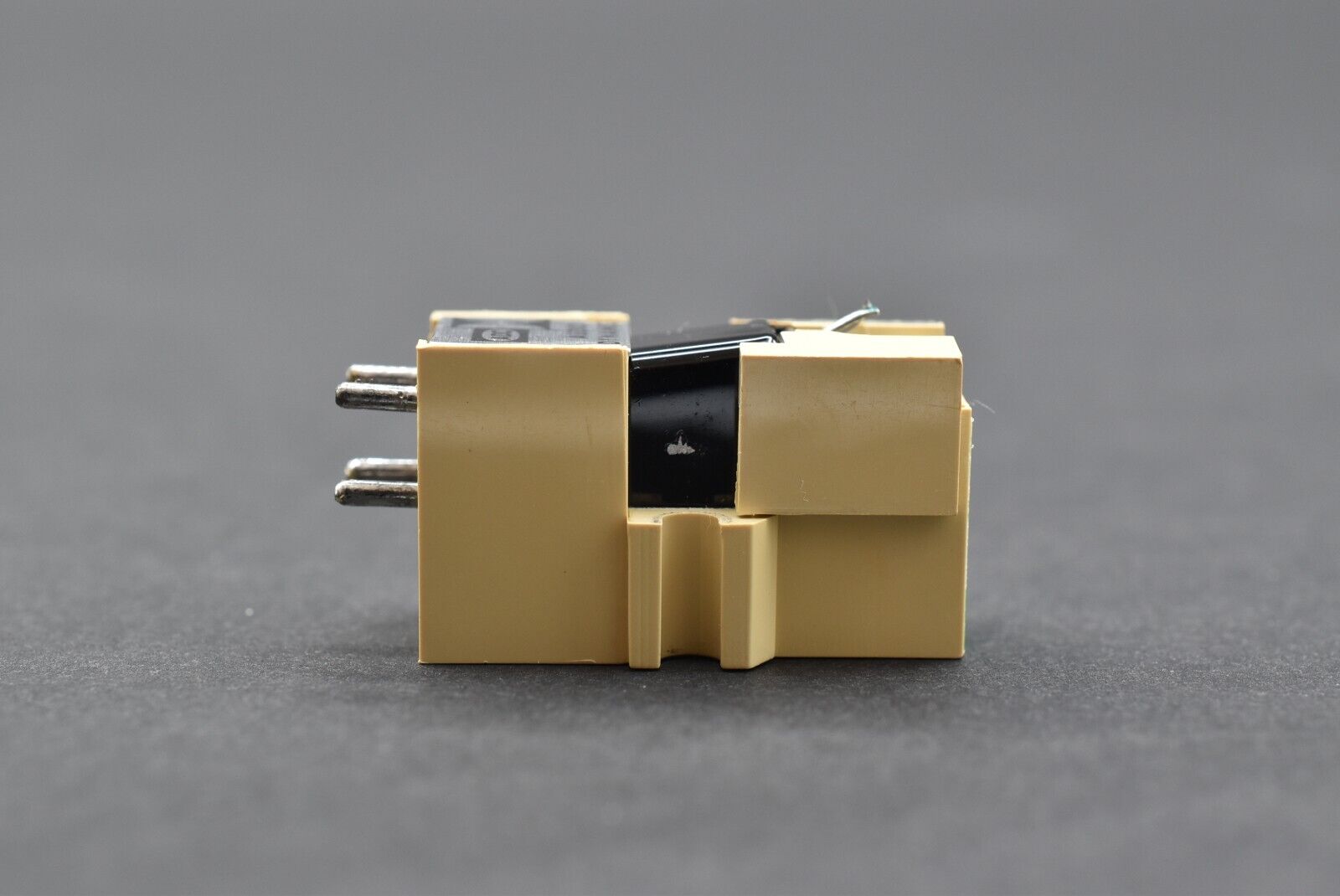 ADC 220 XE MM Cartridge – Samurai Audio